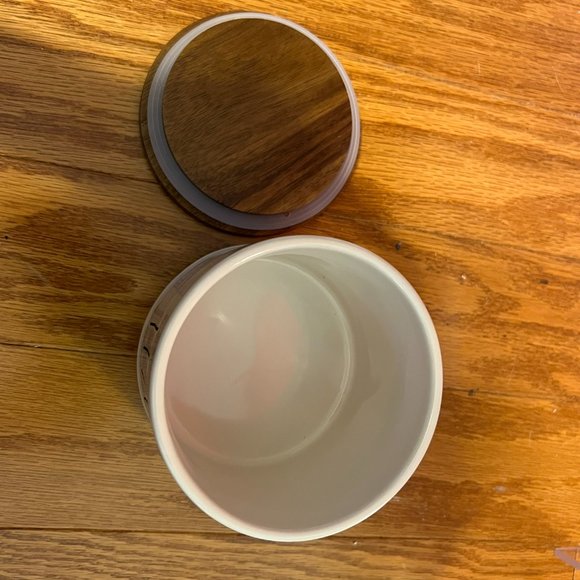 Rae Dunn | Kitchen | New Rae Dunn Tea Canister Wood Top Seal Container ...